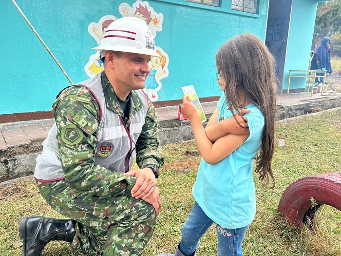 Entre la Quinta Brigada, empresarios y la comunidad reconstruyen ...